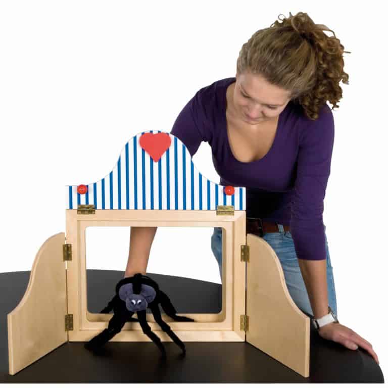 Storytelling theatre (Kamishibai) - Educo - Teia Education & Play