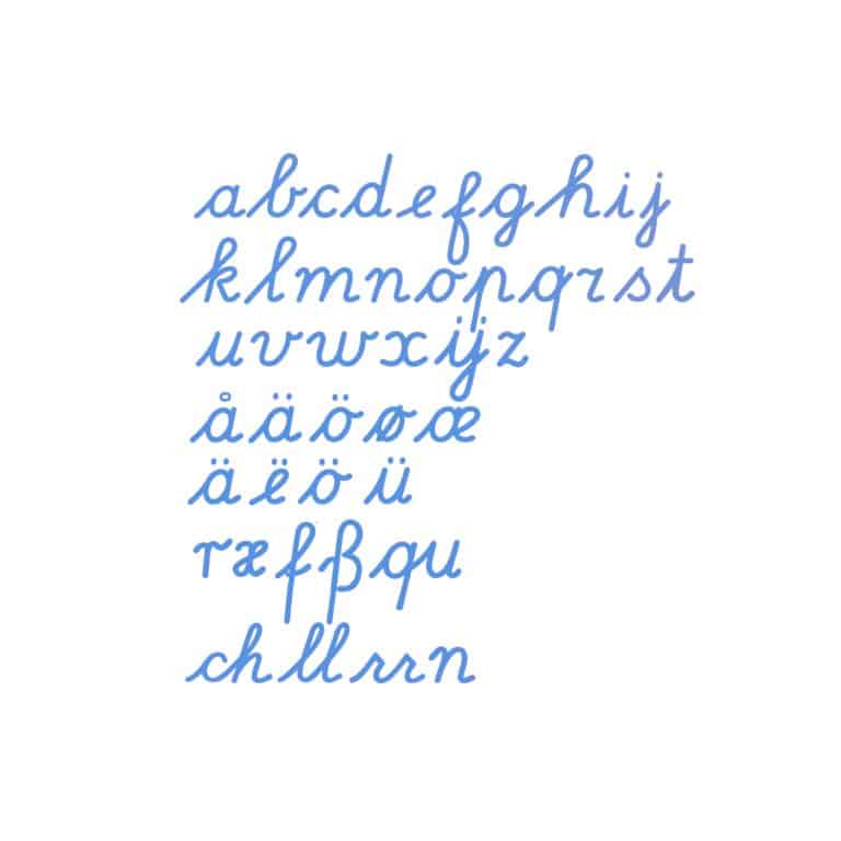 Medium movable alphabet int cursive blue - Nienhuis Montessori