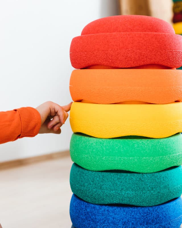 Stacking stone: red - Stapelstein - Teia Education & Play